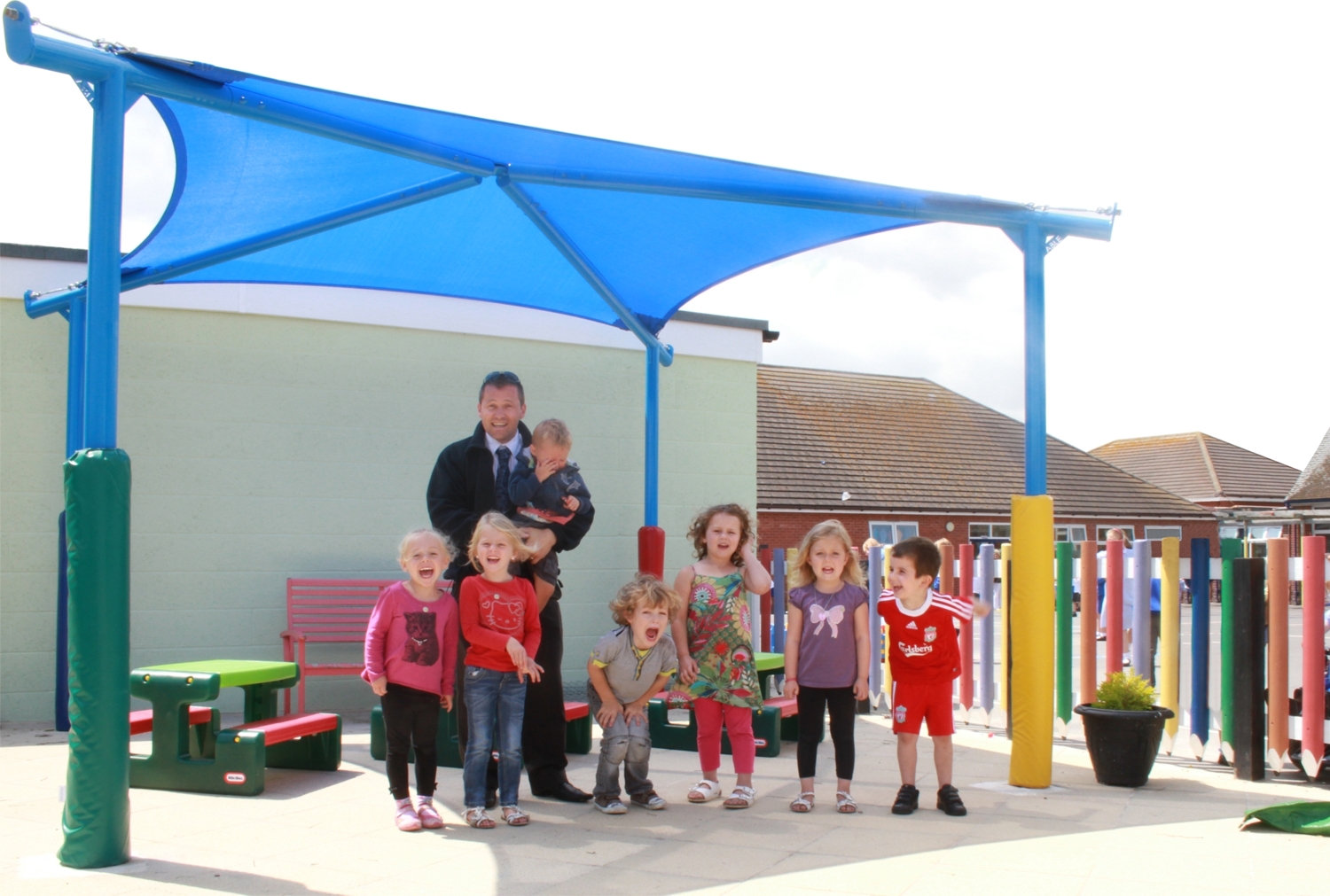 Little Clacton Pre-school enjoy story time in their new “home corner ...