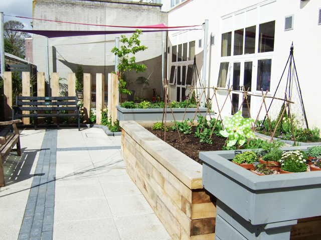 The Benefits a Covered Outdoor Area Brings to Hospital Patients - Able ...