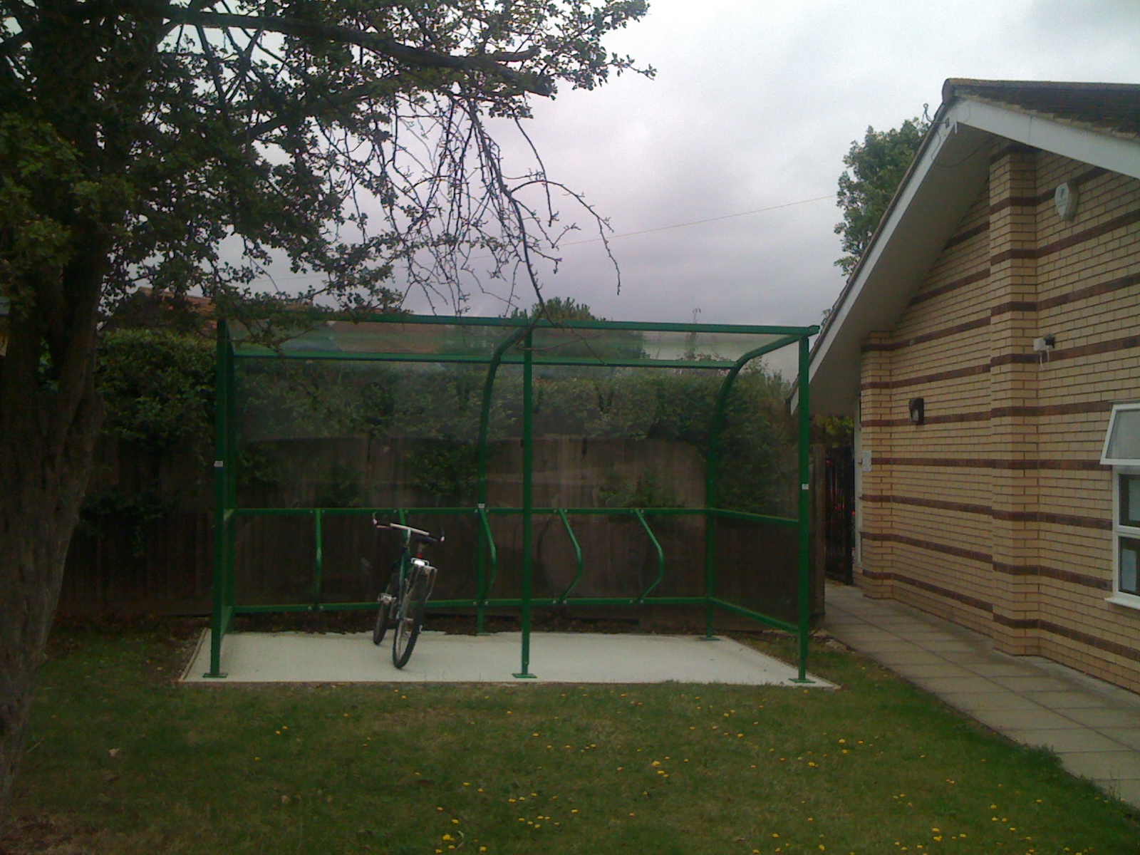 Larchwood Primary School - Cycle Shelter - Able Canopies