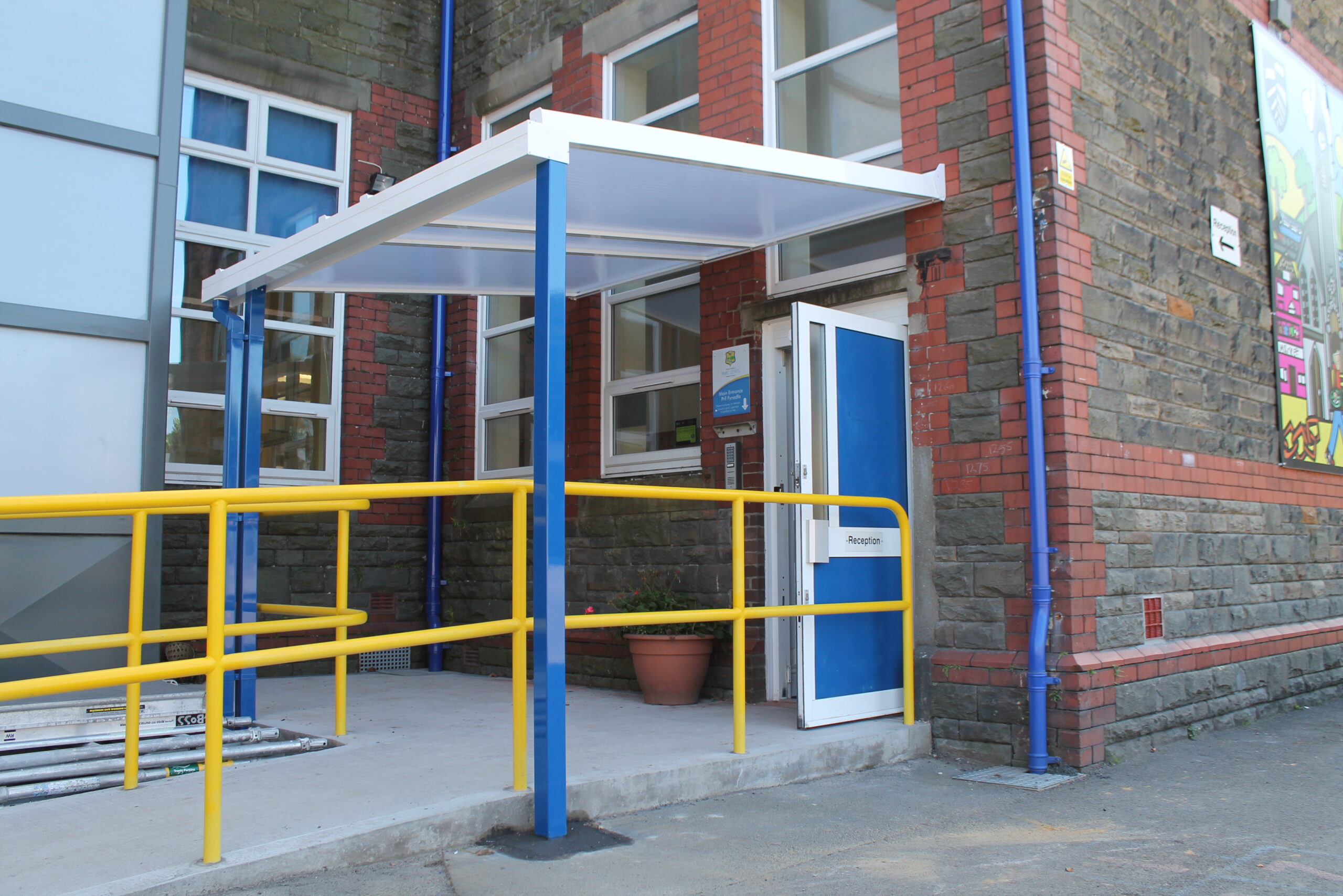 Parc Lewis Primary School, Pontypridd - Able Canopies Ltd.