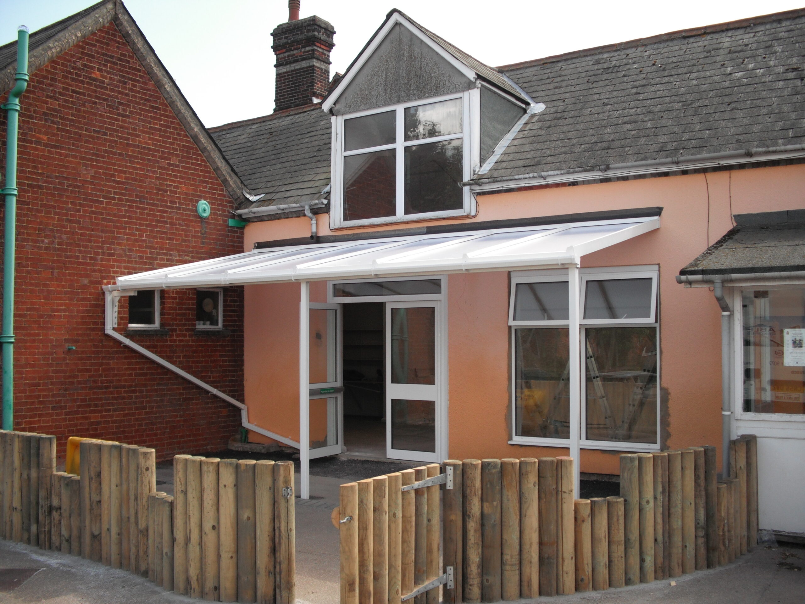 Freemans Primary School, Wall Mounted Canopy - Able Canopies