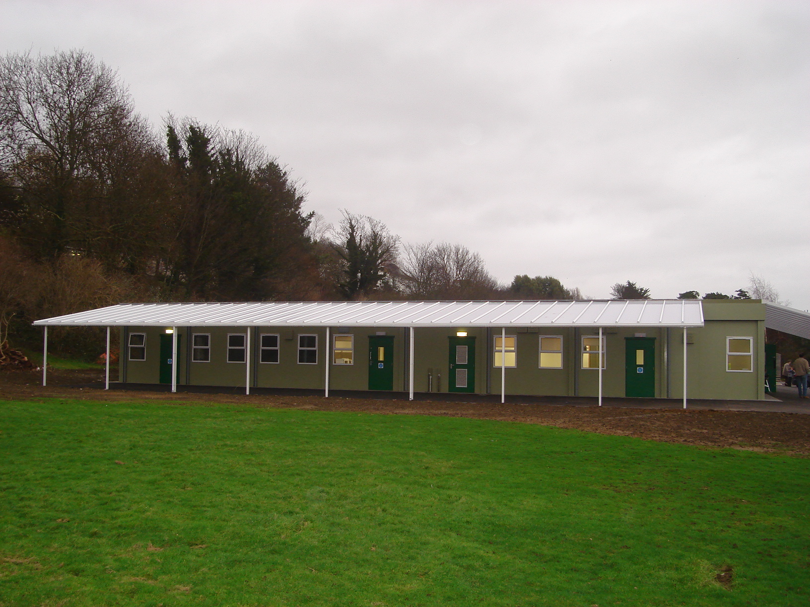Foxwood Primary School - Wall Mounted canopy - Able Canopies