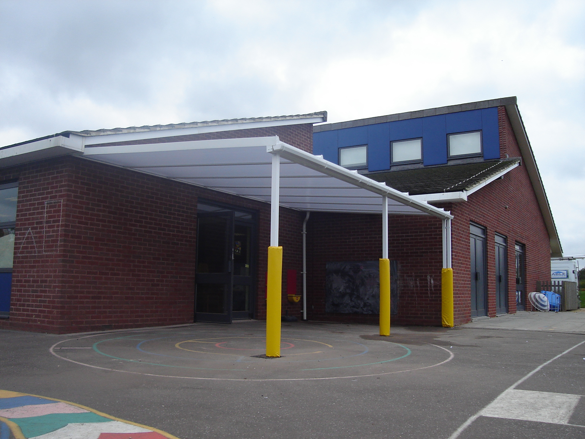 Hillmead Primary School - Wall Mounted Canopy - Bishop's Storford