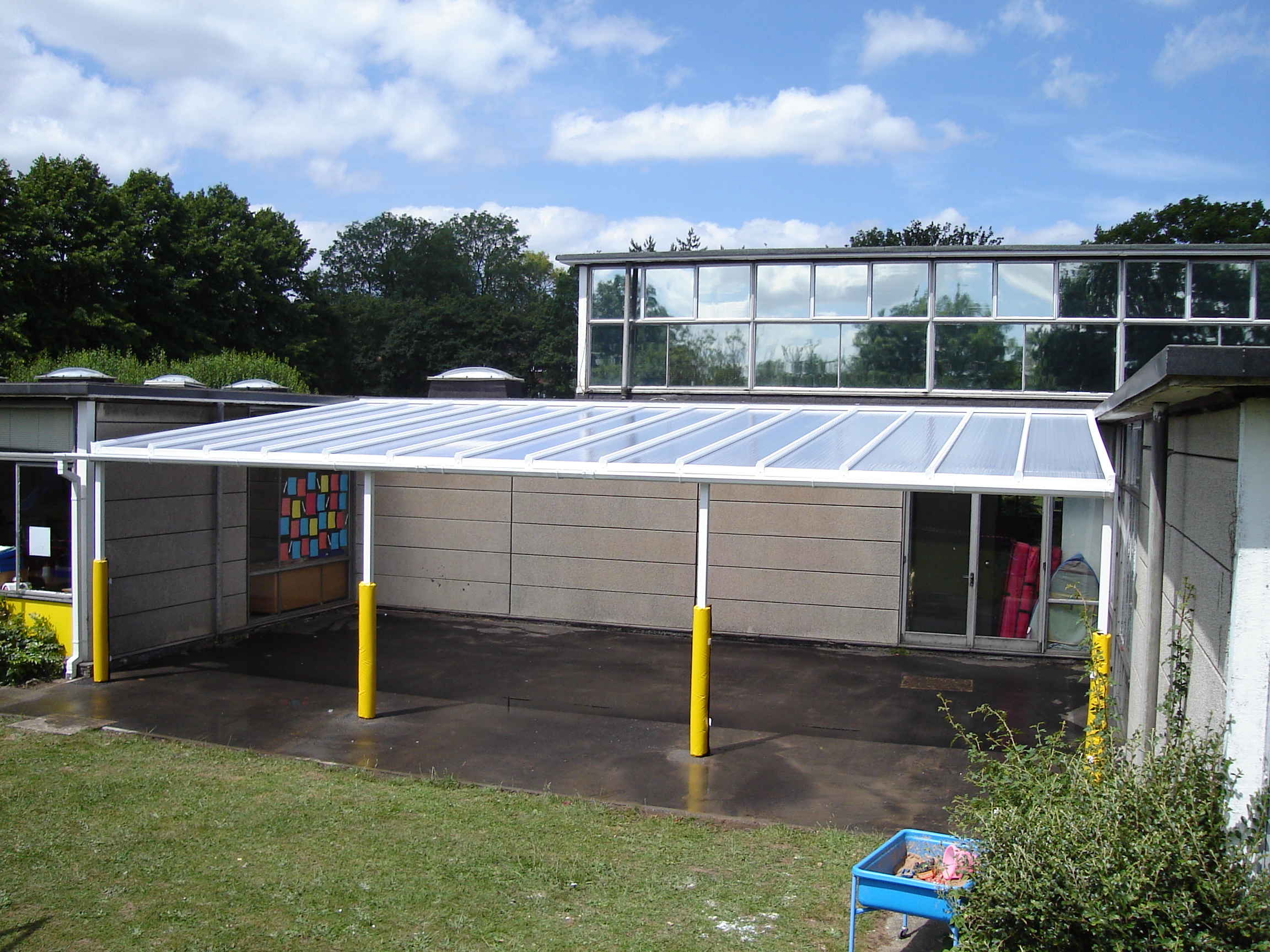 Hobbs Hill Wood Primary School - Wall Mounted Canopy - Hemel Hempstead