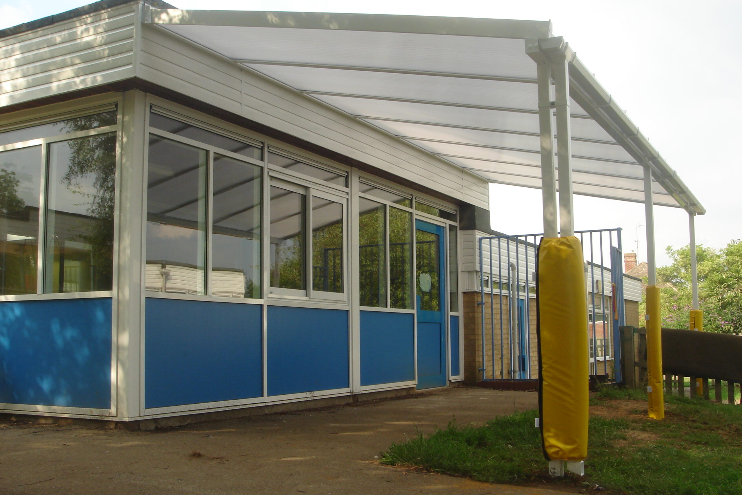 Queensway School, Banbury - Wall Mounted Canopy - Able Canopies