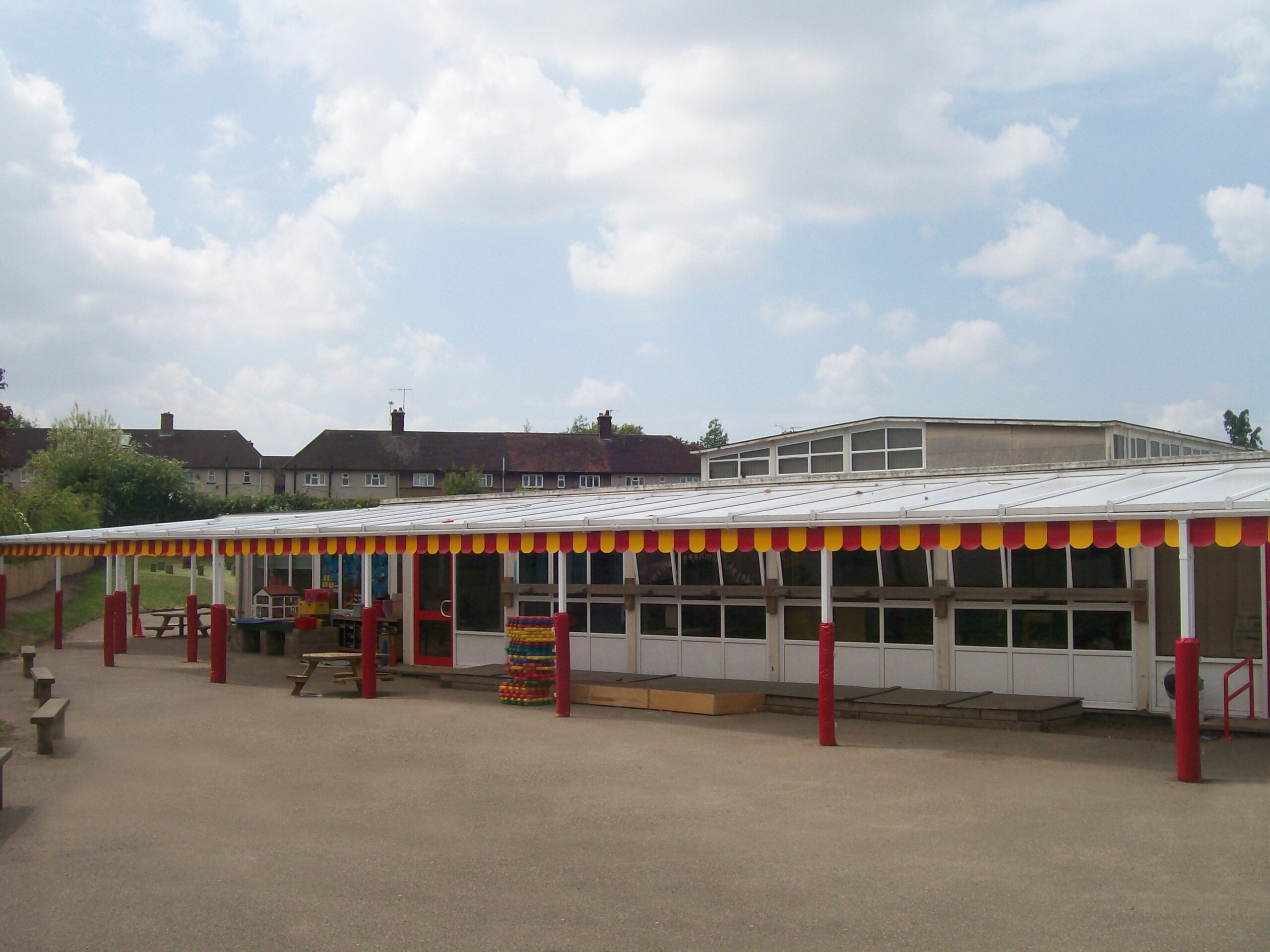 Icknield Infant & Nursery School, Letchworth - Wall Mounted Canopy ...