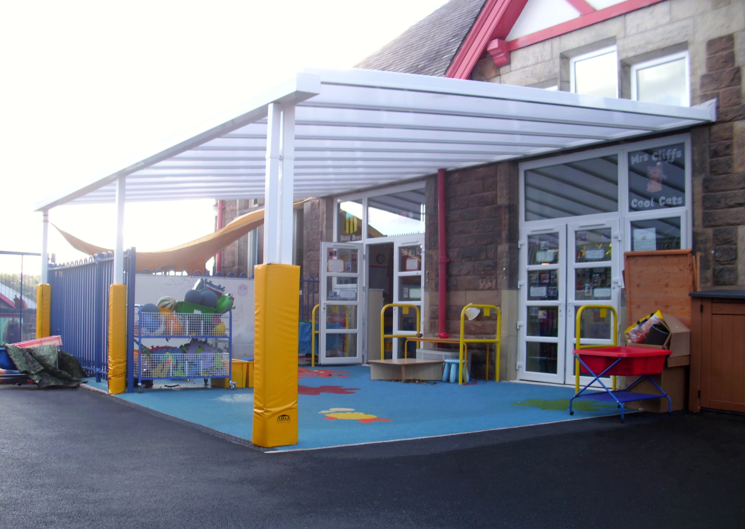 New Park Community Primary School, Harrogate - Wall Mounted Canopy ...