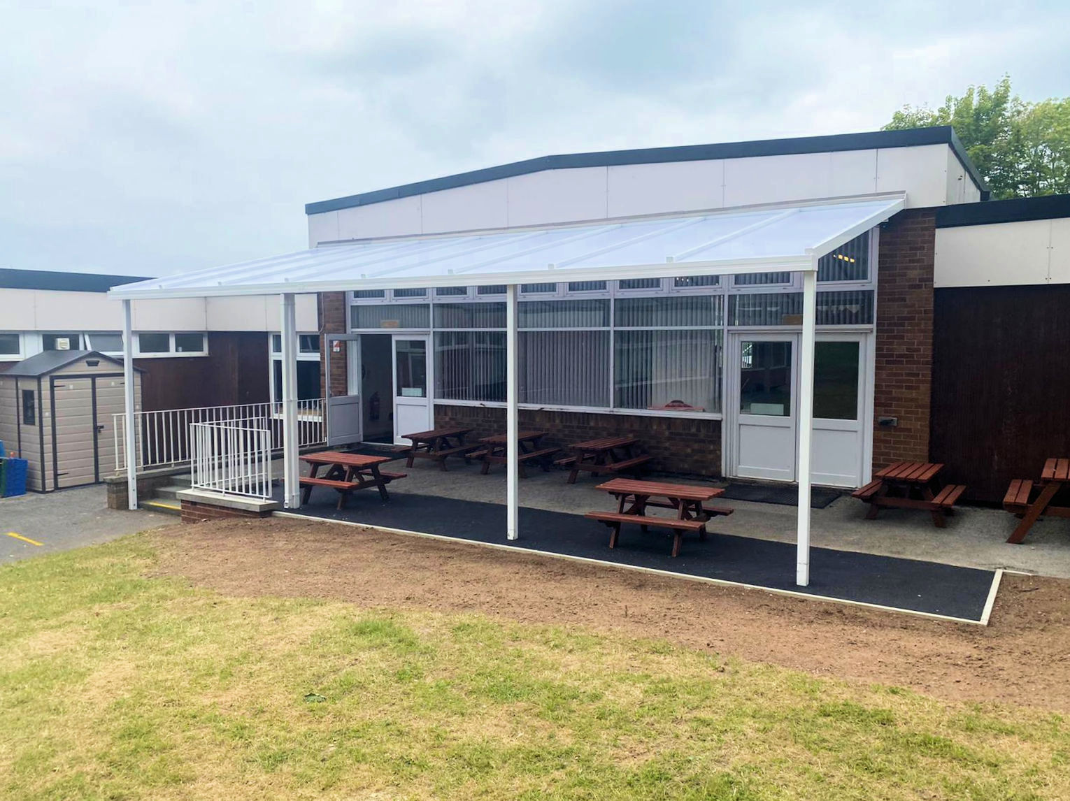 Parkgate Primary School | Wall Mouned Canopy | School Canopy | Able ...