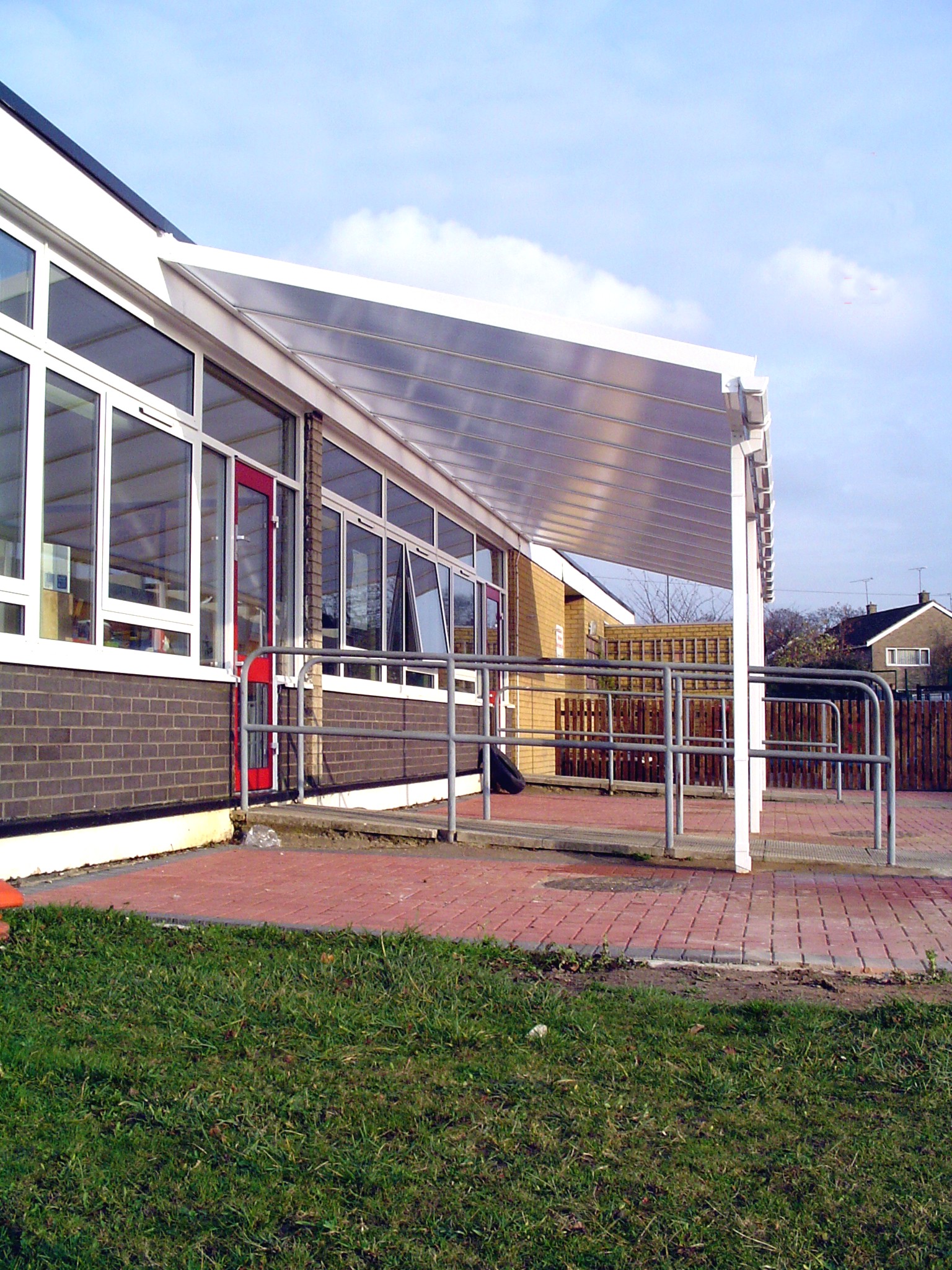 Tithe Farm Lower School - Wall Mounted Canopy - Able Canopies