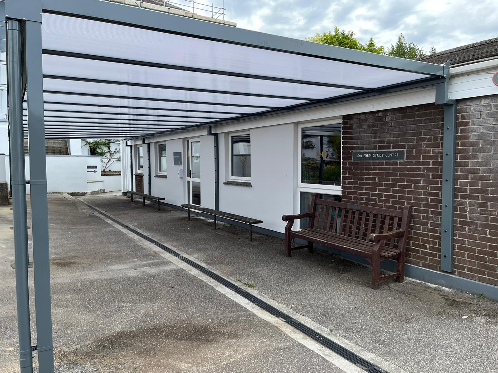 Wall Mounted Canopy Brackets – Why Do We Use Them? - Able Canopies