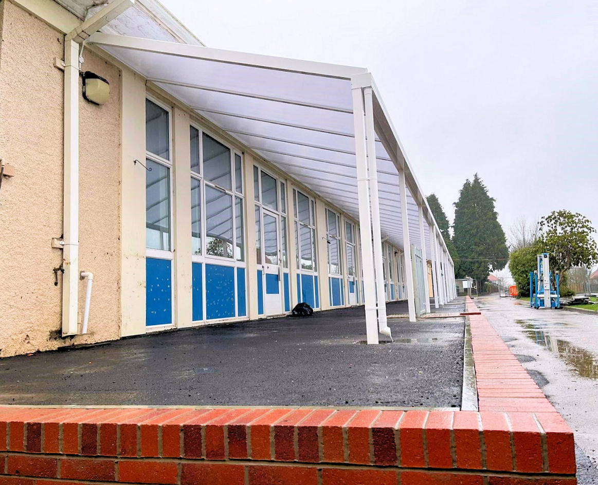 High Cross Primary School - Freestanding Canopy