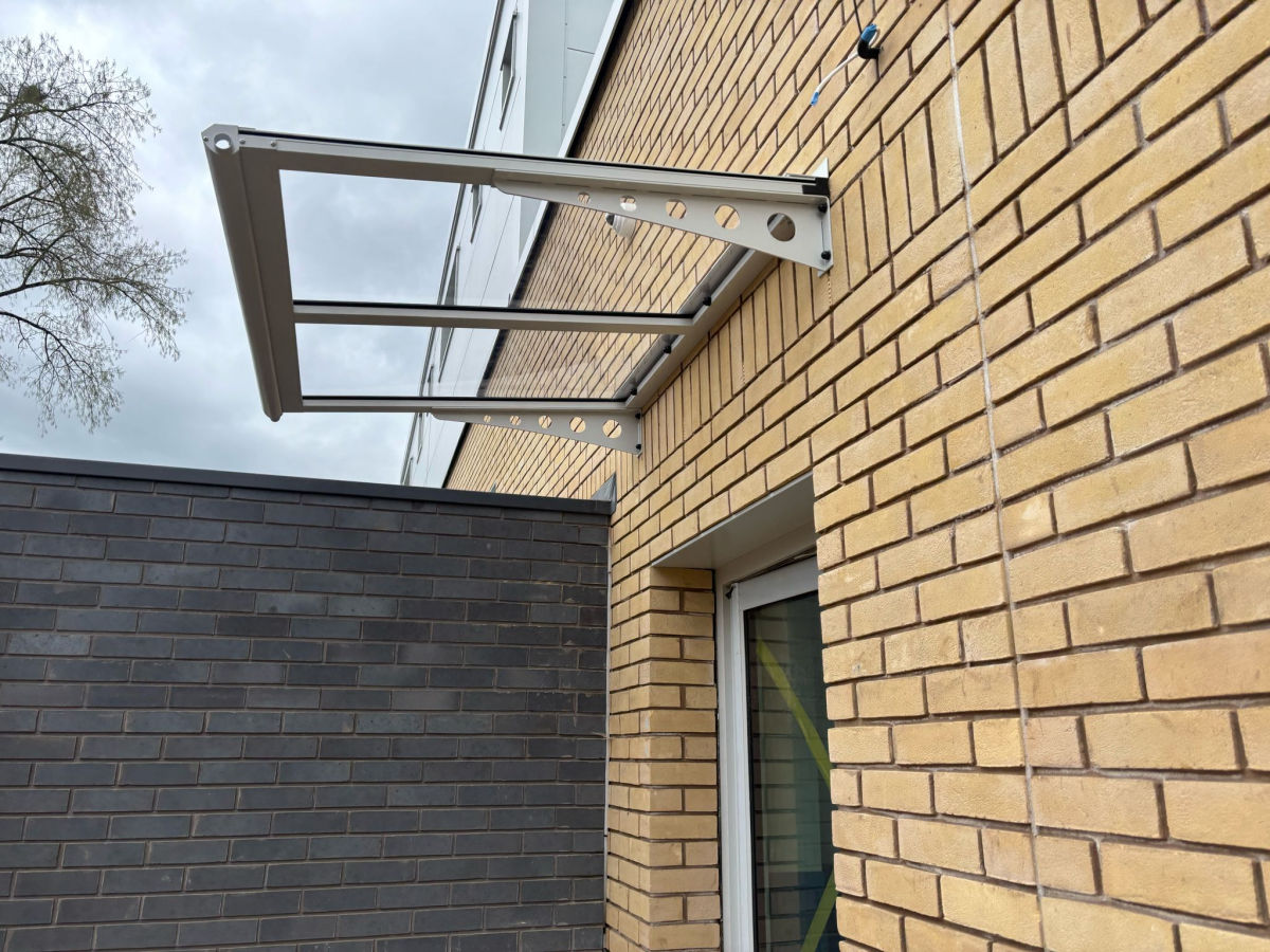 Tiverton & District Hospital in Devon - Tenby Entrance Canopy